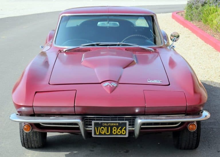 1966 Corvette Fastback (1) - Dusty Cars
