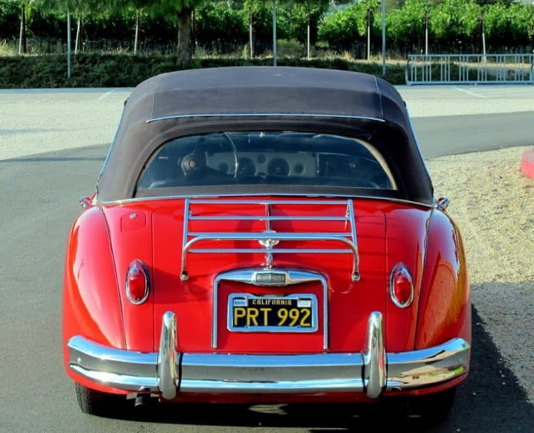 1956 Jaguar 150 XKE (5) - Dusty Cars
